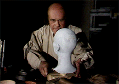 Queen elizabeth elizabeth of york effigy GIF - Find on GIFER