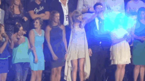 GIF tswizzle - animated GIF on GIFER