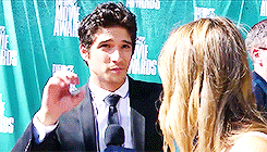 Tyler posey tyleosey gbye GIF - Find on GIFER
