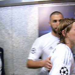 GIF karim benzema luka modric real madrid - animated GIF on GIFER