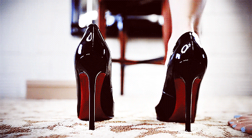 Stilettos GIF - Find on GIFER
