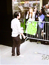 Signing GIF - Find on GIFER