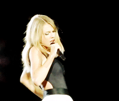 Dancing awkward taylor GIF - Find on GIFER