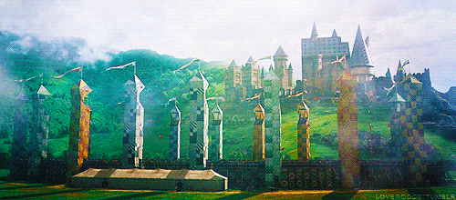Hogwarts GIF - Find on GIFER