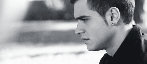 Gabriel basso GIF - Find on GIFER