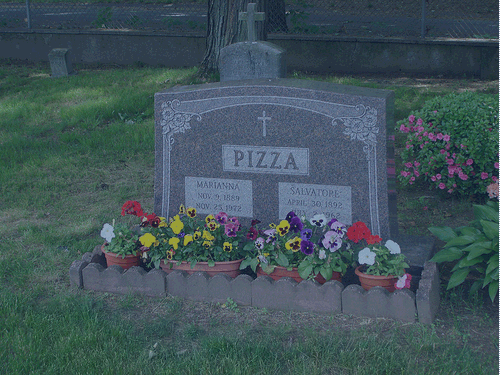Grave creepy graveyard GIF - Find on GIFER