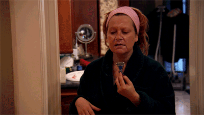 Caroline manzo GIF - Find on GIFER