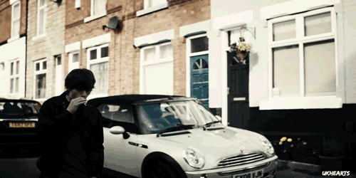 Vertical GIF - Find on GIFER