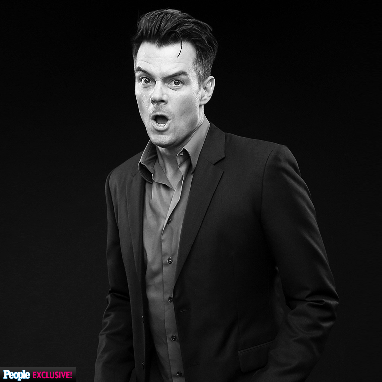 GIF seth meyers - animated GIF on GIFER