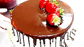 Food dessert cakes GIF - Find on GIFER