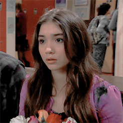Riley matthews girl meets world gmwtwo GIF - Find on GIFER