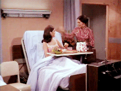 Mary tyler moore valerie haer mary richards GIF - Find on GIFER