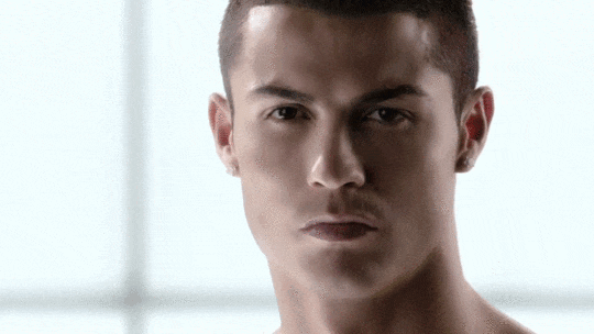 Cristiano ronaldo GIF - Find on GIFER
