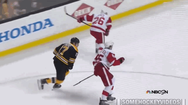 Austin Butler In Switched At Birth