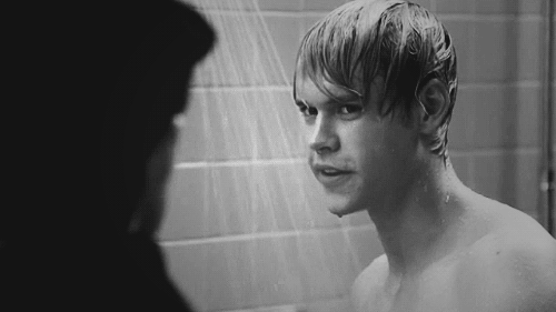 Stacker Pentecost Gif