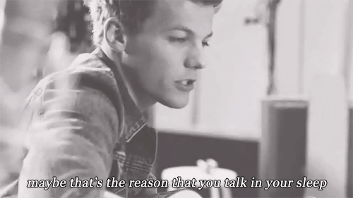 Stephanie cilla black rygby GIF - Find on GIFER