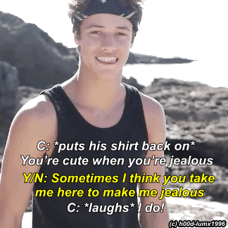 Queue cameron dallas GIF - Find on GIFER