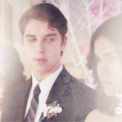 GIF brandon - animated GIF on GIFER