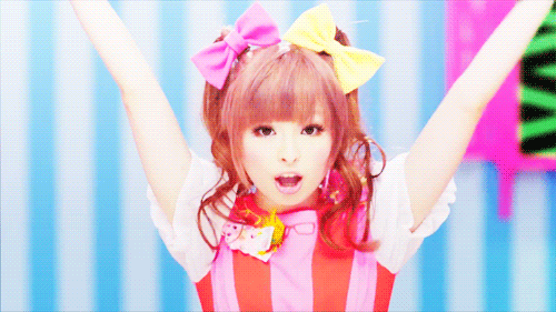 GIF kyary pamyu pamyu - animated GIF on GIFER