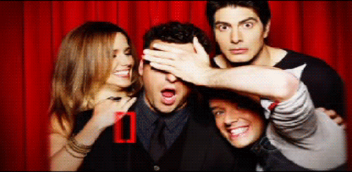Sophia bush david krumholtz brandon routh GIF - Find on GIFER