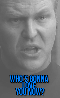 Glee coach beiste shannon beiste GIF - Find on GIFER