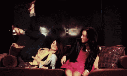 GIF no aseo baño - GIF animado en GIFER