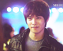 Chico GIF - Find on GIFER