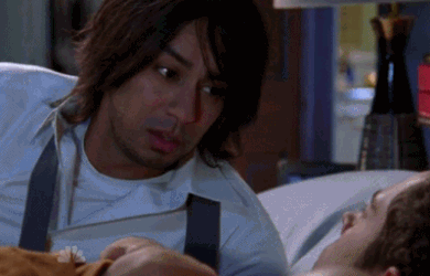 Chuck yvonne strahovski zachary levi GIF - Find on GIFER