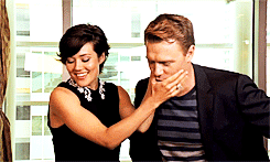 Megan boone GIF - Find on GIFER