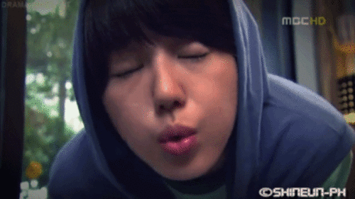 Gong yoo GIF - Find on GIFER