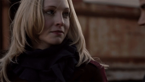 Caroline GIF - Find on GIFER