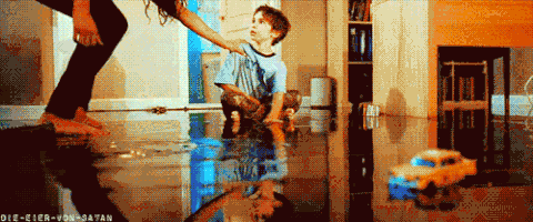 GIF mirrors - animated GIF on GIFER