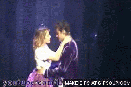 Beso GIF - Find on GIFER