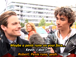 Tmi cast GIF - Find on GIFER