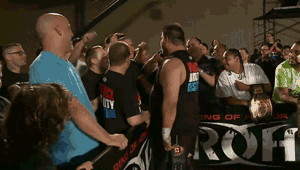 Kevin steen wrestling fan GIF - Find on GIFER