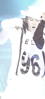 Jen GIF - Find on GIFER