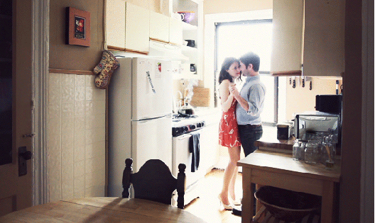 Kitchen GIF - Find on GIFER