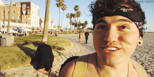 Mascara GIF - Find on GIFER