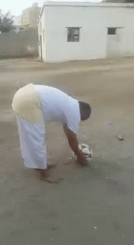 Amazing kick GIF - Find on GIFER