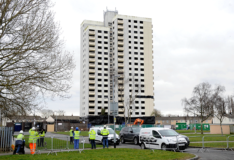 Gif Animado De Explosión De Edificio Animaciones De Bomba Nuclear