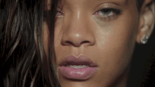 Diamonds world tour GIF - Find on GIFER