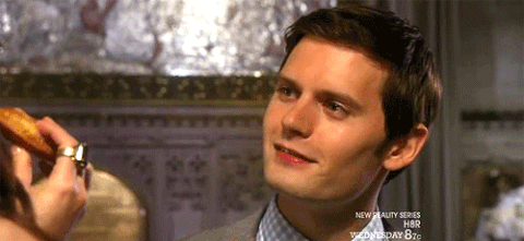 GIF hugo - animated GIF on GIFER