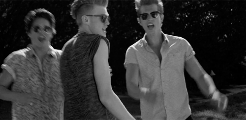 The vamps GIF - Find on GIFER