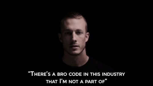 GIF advertising - animated GIF on GIFER