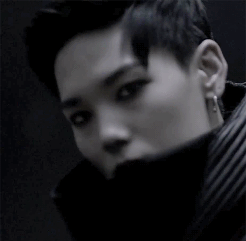 Zelo Gif