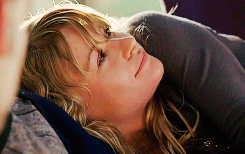 Emilie de ravin GIF - Find on GIFER