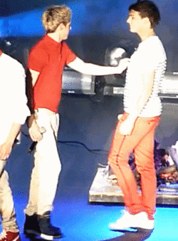 Nouis up direction GIF - Find on GIFER