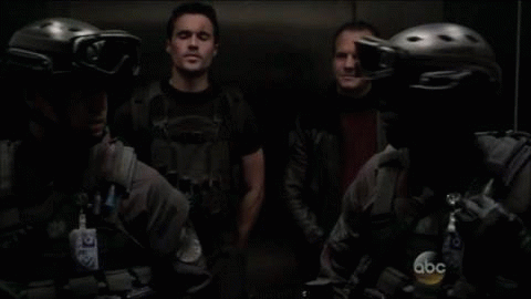 Princess wave rocks GIF - Pesquisar em GIFER