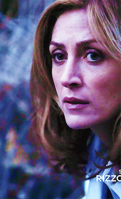 Maura isles sasha alexander tnt GIF - Find on GIFER