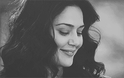 Preity zinta GIF - Find on GIFER
